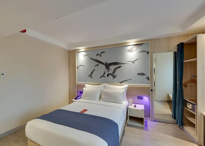 RAMADA ISTANBUL OLD CITY HOTEL ISTANBUL